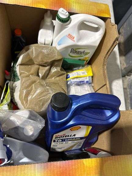 Group Lot Of Miscellaneous Items - Matthews Auctioneers