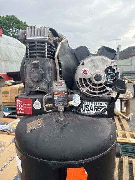 Husky 175 PSI 60 Gal Air Compressor - Matthews Auctioneers
