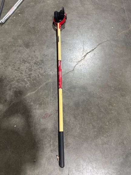 Husky Dual Wheel Rotary Edger - Matthews Auctioneers