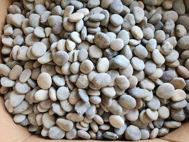 Pallet of landscaping rocks - Matthews Auctioneers