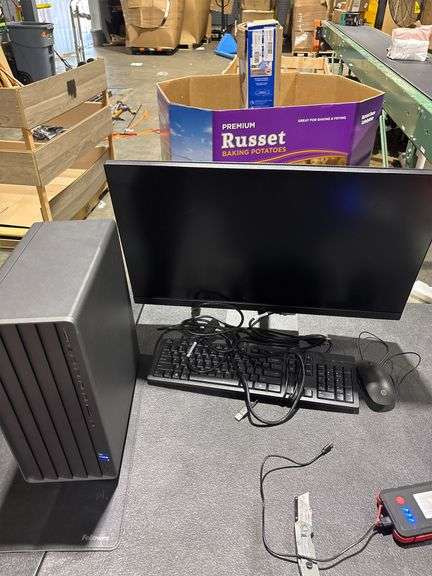 HP Computer. Tower, Monitor, Keyboard and Mouse - Matthews Auctioneers