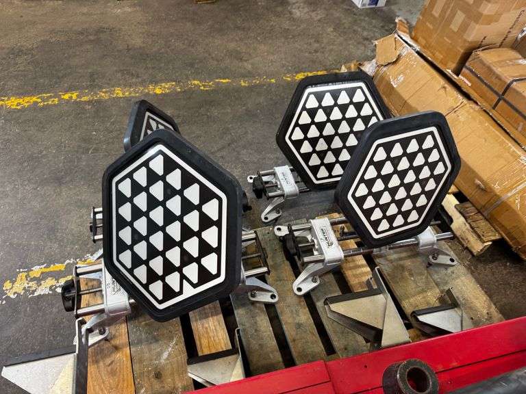 Hunter S811/DSP600 Alignment machine - Matthews Auctioneers