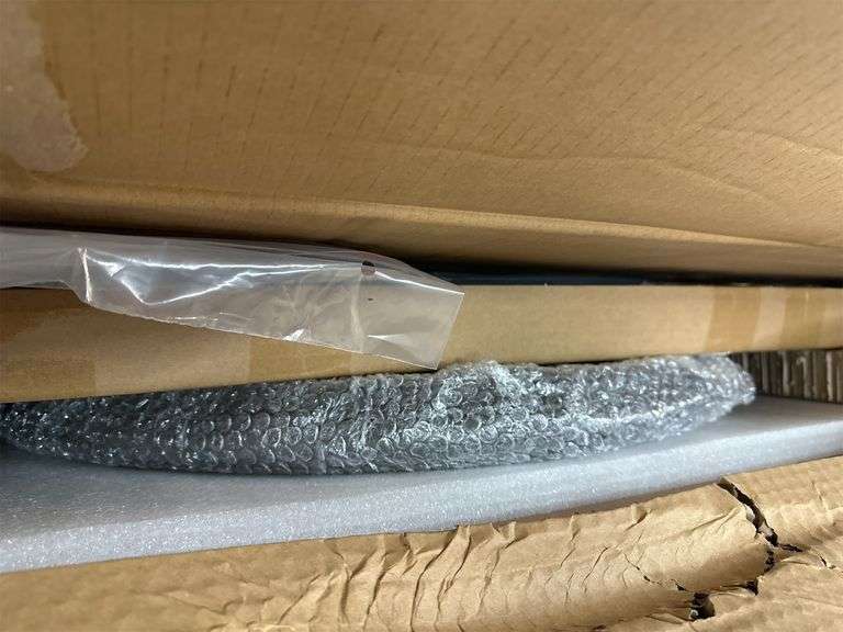 Berkeley Jensen Round Bistro Table Only - Matthews Auctioneers