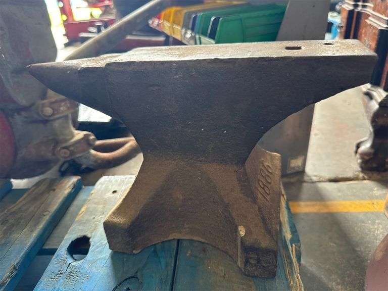 Fisher #5 Anvil 1886 - Matthews Auctioneers