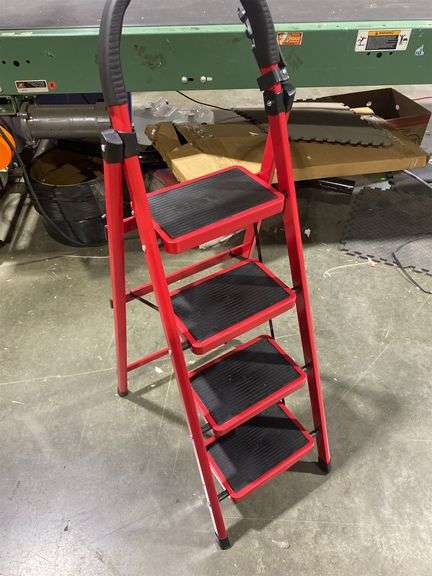 4 step red ladder - Matthews Auctioneers
