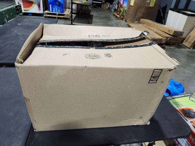 Box lot of miscellaneous electrical - Matthews Auctioneers