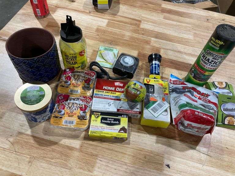 Lot of Assorted misc - Matthews Auctioneers
