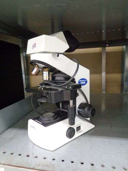 1 -OLYMPUS CX21 MICROSCOPE - Matthews Auctioneers