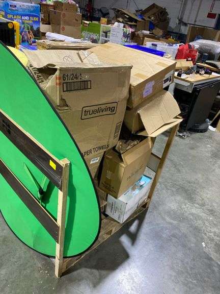 Salvage pallet - Matthews Auctioneers