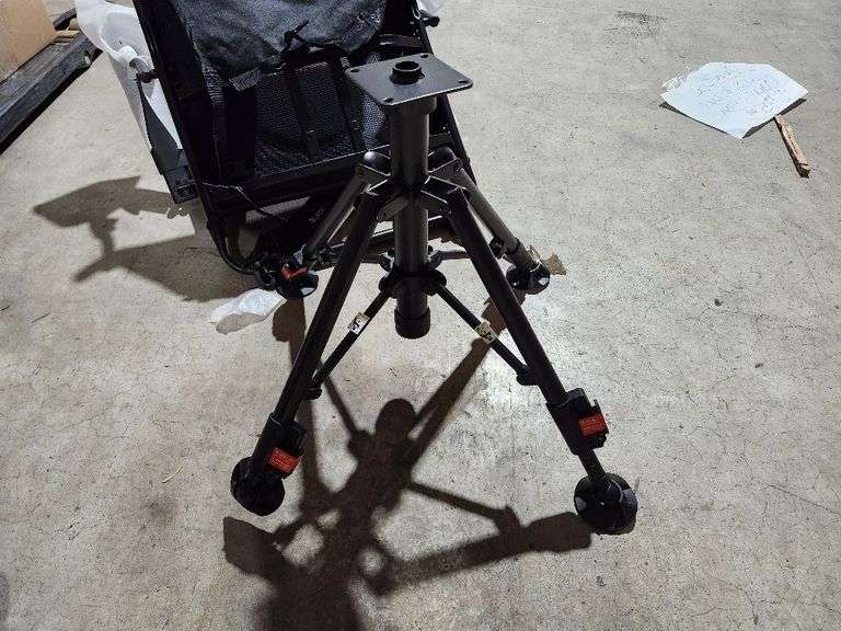 BlackOut Swivel Hard-Arm Chair - Matthews Auctioneers