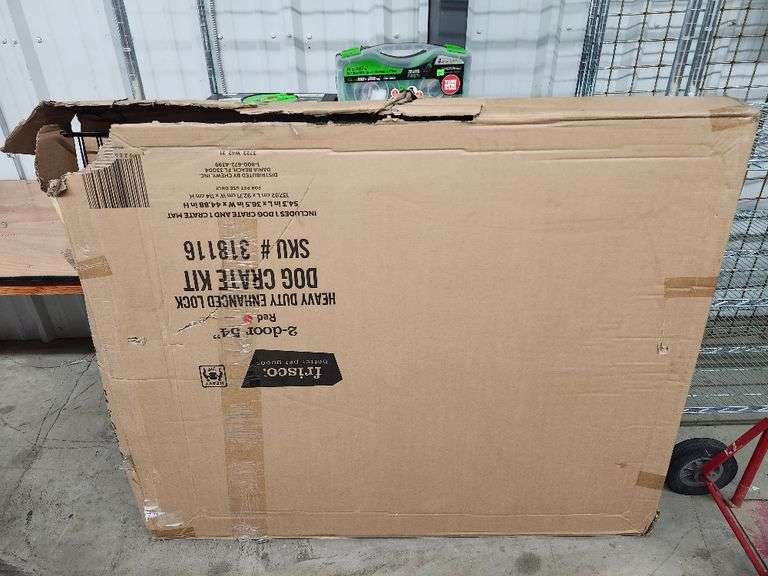 Frisco Heavy Duty Enhanced Lock Double Door Wire Dog Crate, Fold ...