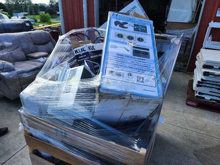 Pallet C grade - Matthews Auctioneers