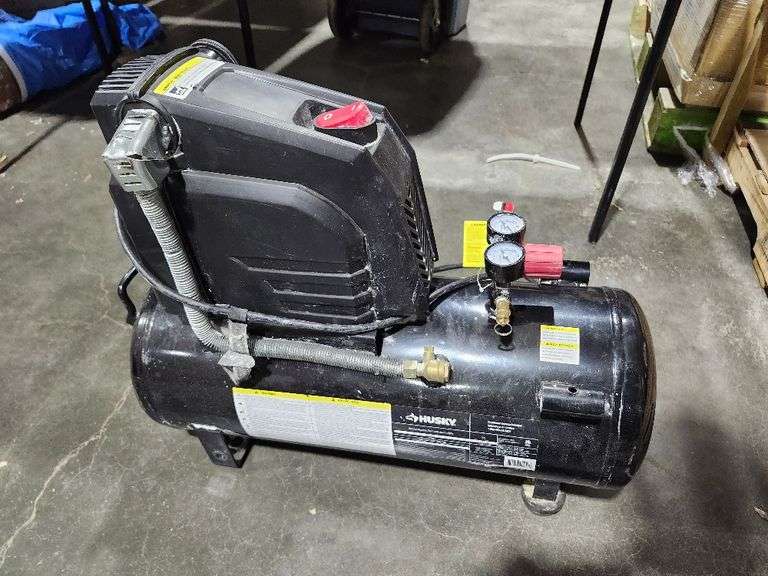 Husky compressor - Matthews Auctioneers