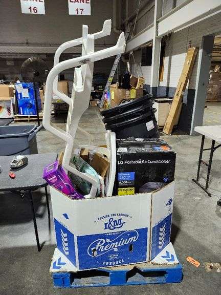 Pallet C grade - Matthews Auctioneers