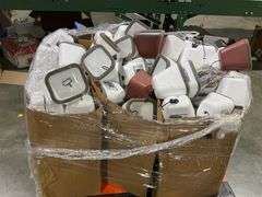 Pallet of Spicket covers/ insulators - Matthews Auctioneers