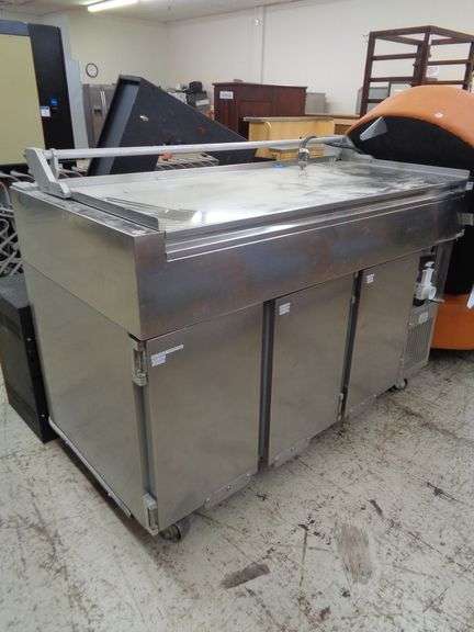 1 -RANDELL CFA BREADING TABLE - Matthews Auctioneers