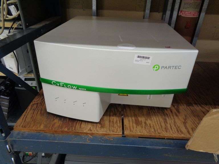 1 -FLOW CYTOMETER - Matthews Auctioneers