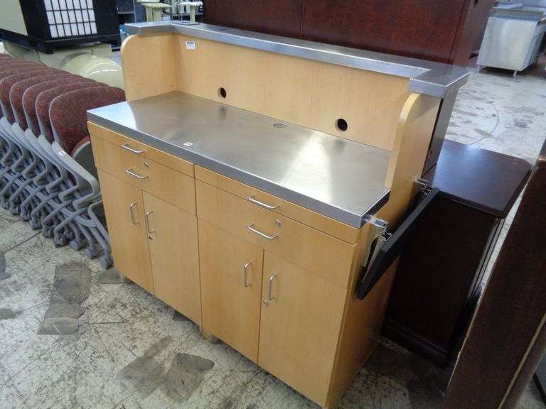 1 -CASHIERS CABINET - Matthews Auctioneers