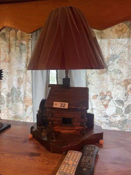 Log cabin lamp - Matthews Auctioneers