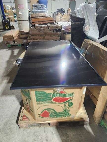 Pallet C grade - Matthews Auctioneers