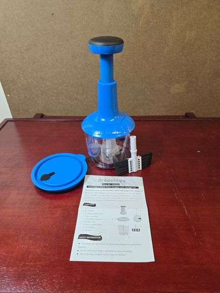Prepology 5-Blade Press Chopper with Storage Lid - Matthews Auctioneers