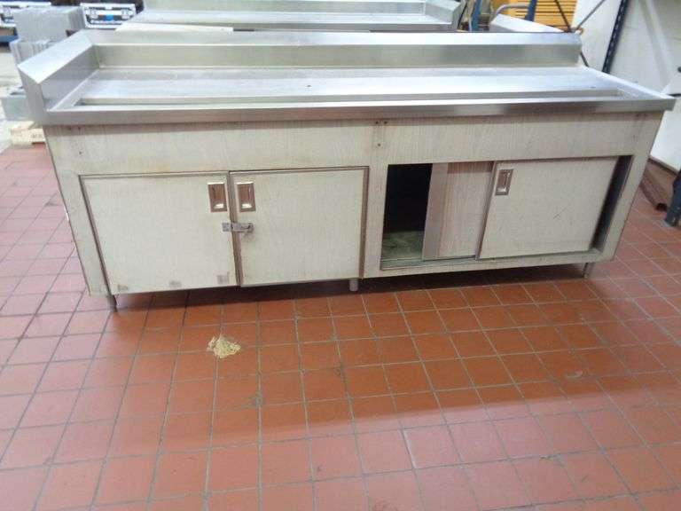 1 EACH-PREP TABLE - Matthews Auctioneers