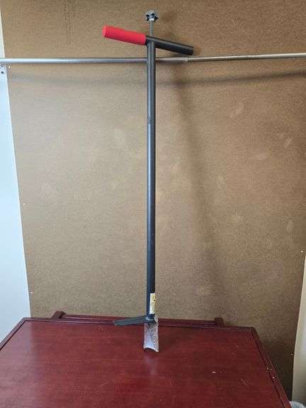 EMPOWER Twist & Pull Stand-up Weeder - Matthews Auctioneers
