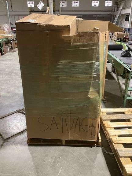 C Grade Pallet - Matthews Auctioneers