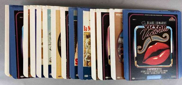 Group of 24 SelectaVision Disc - Matthew Bullock Auctioneers