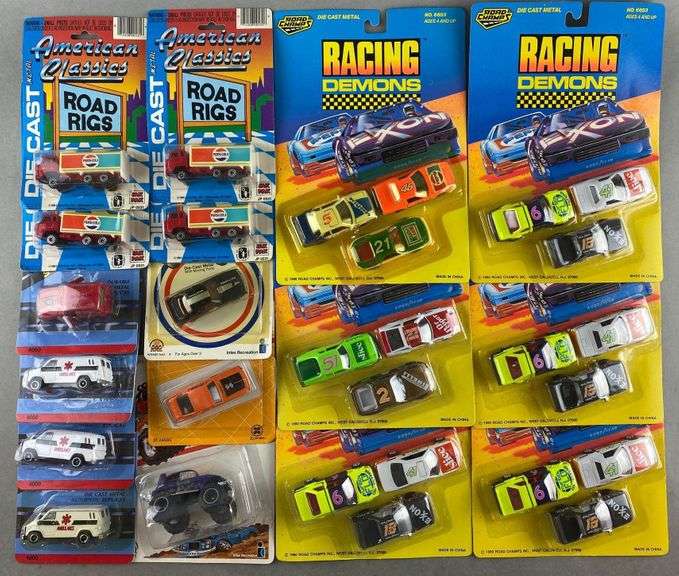 Group of 17 assorted die-cast vehicles, sets - Matthew Bullock Auctioneers