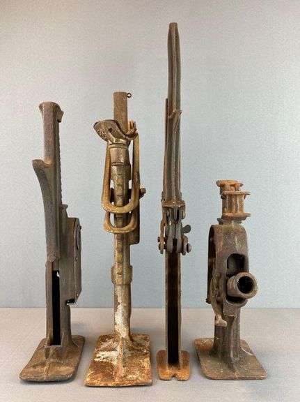 Group of 4 Vintage Jacks - Matthew Bullock Auctioneers
