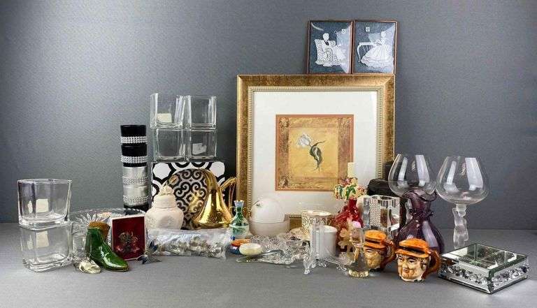 Group of 30+ Assorted Items - Matthew Bullock Auctioneers