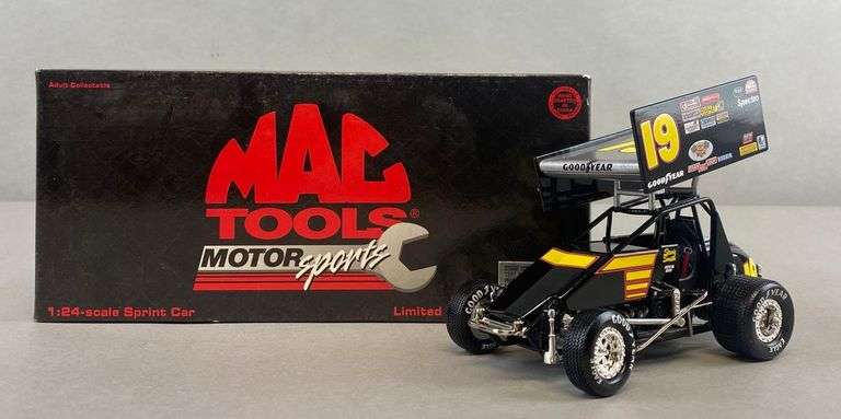 Action MAC Tools Stevie Smith 1997 Sprint Car - Matthew Bullock Auctioneers