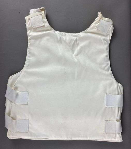 1982 Police Body Armor Type 1 Model WC-10 - Matthew Bullock Auctioneers