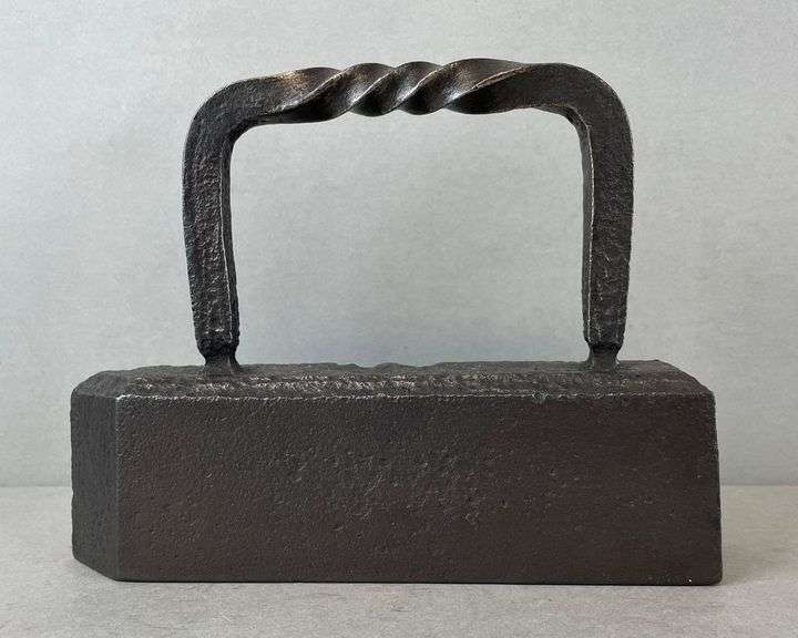 Antique 10 Pound Tailor Iron - Matthew Bullock Auctioneers