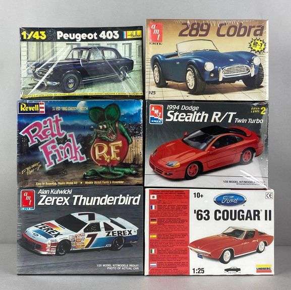 Group of 6 Assorted Vehicle Model Kits - Matthew Bullock Auctioneers