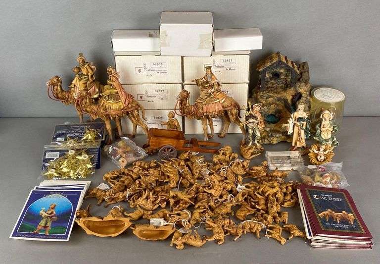 Large Group of Roman Inc Fontanini Figurines and More - Matthew Bullock ...