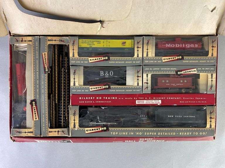 Gilbert HO Scale Train Set - Matthew Bullock Auctioneers