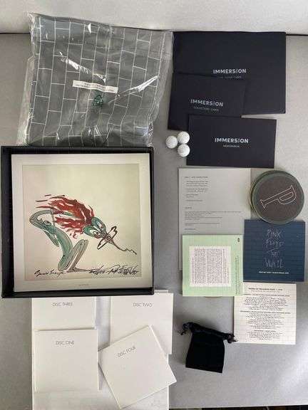 Pink Floyd The Wall Immersion Box Set - Matthew Bullock Auctioneers