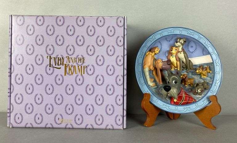 Disney Limited Edition Lady and the Tramp 3D Relief Plate - Matthew ...