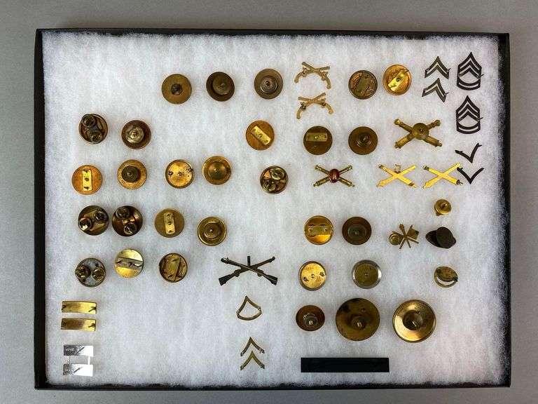 Group of 50+ WW2 Pins - Matthew Bullock Auctioneers