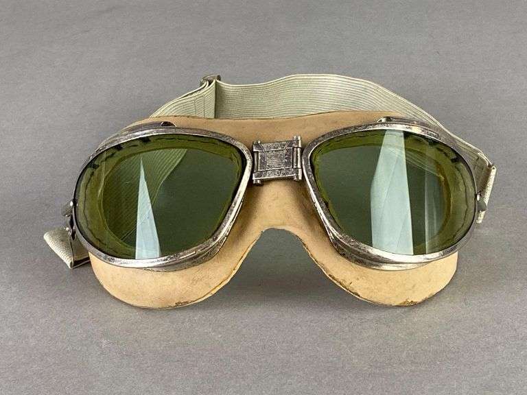 WW2 US Navy MKII Pilot Aviation Goggles - Matthew Bullock Auctioneers