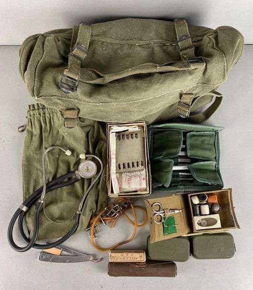 WW2 U.S. Field Medic Kit - Matthew Bullock Auctioneers