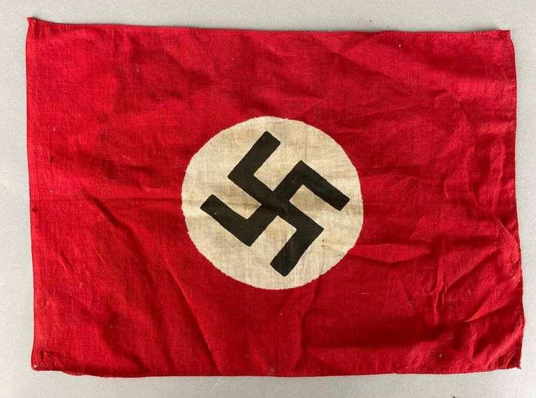 WW2 German Flag - Matthew Bullock Auctioneers