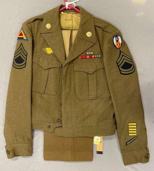 WW2 Era USAAF Uniform - Matthew Bullock Auctioneers