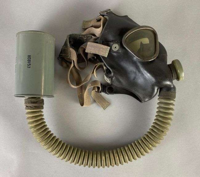 WW2 US Gas Mask and Canister - Matthew Bullock Auctioneers
