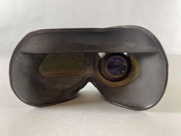 WW2 M5A1 Tank Gun Sight - Matthew Bullock Auctioneers