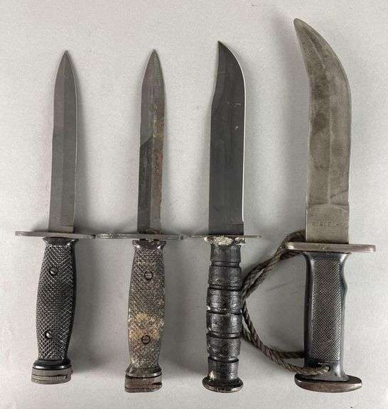Group of 4 WW2 Era Knives and Bayonets - Matthew Bullock Auctioneers