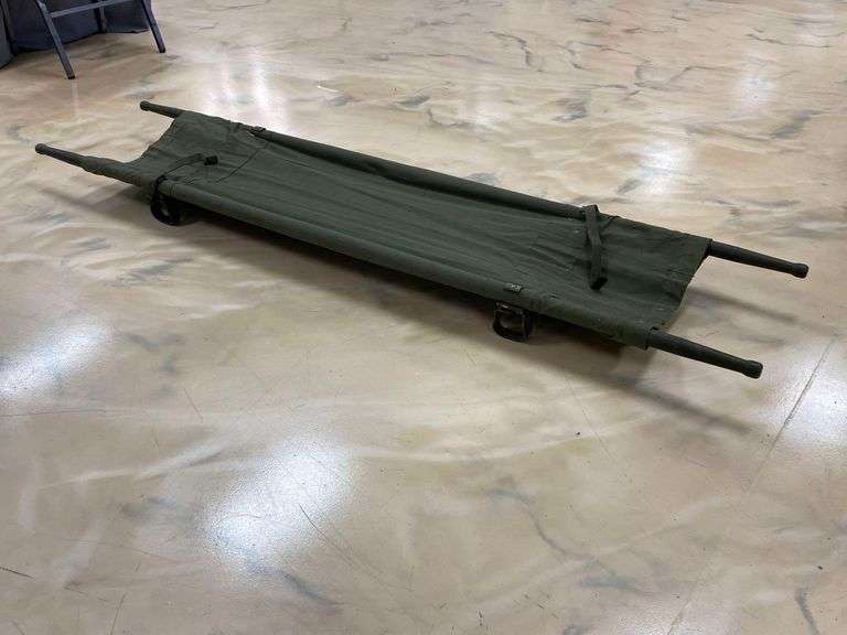 WW2 1937 US Army Medic Folding Stretcher - Matthew Bullock Auctioneers