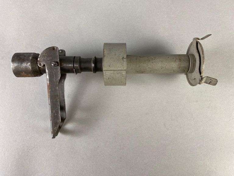 Inert WW2 US Grenade Launcher Projector - Matthew Bullock Auctioneers